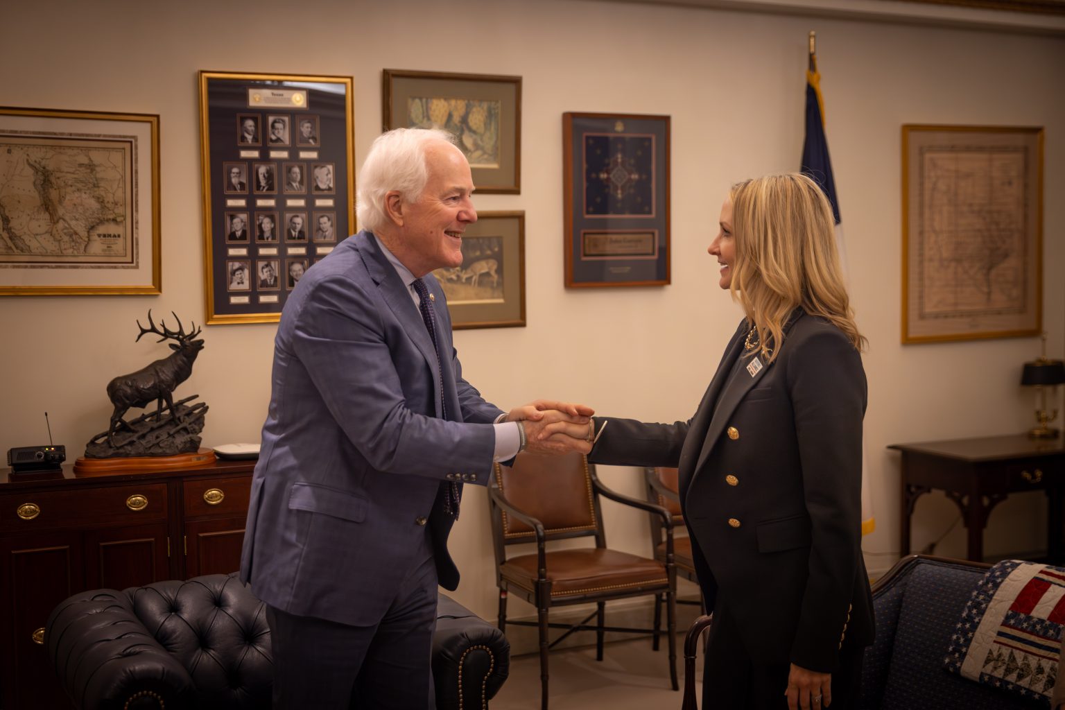 PHOTO: Cornyn Meets with Fort Worth Mayor | Senator Cornyn
